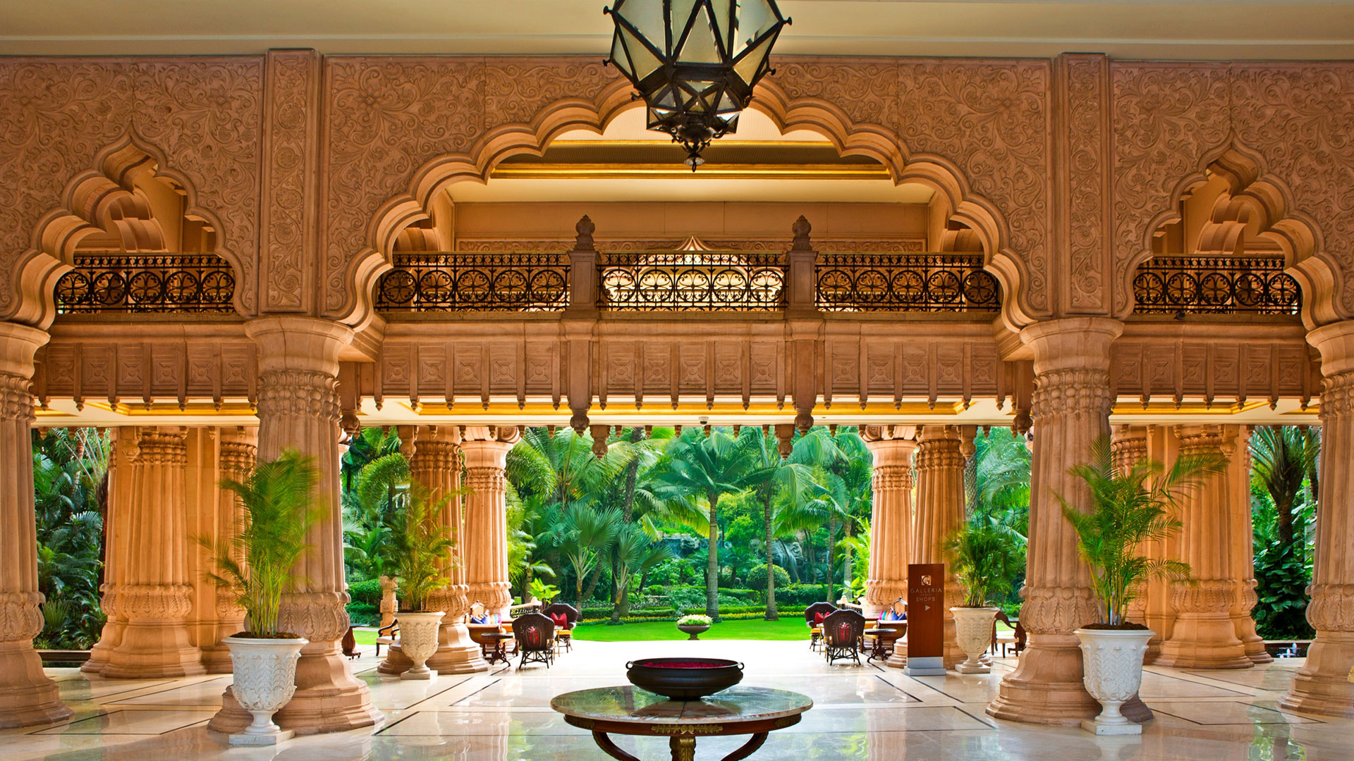 the-leela-palace-bengaluru-kanataka-greaves-india